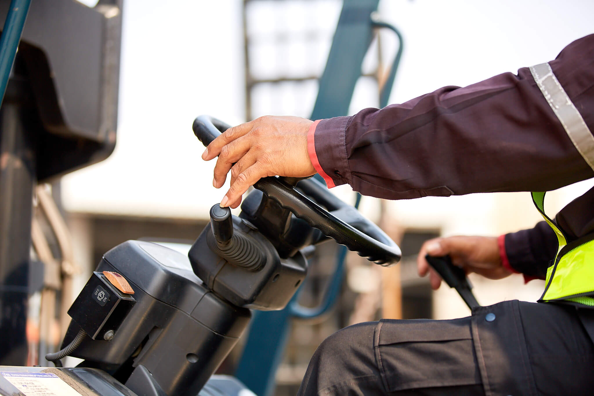 Machine Installation - K Line (Thailand) Ltd.